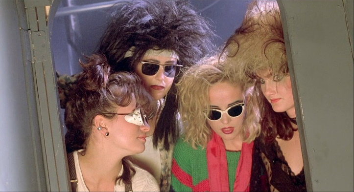 Vicious Lips (1986) — Rocky Horror meets Star Wars – Mutant Reviewers