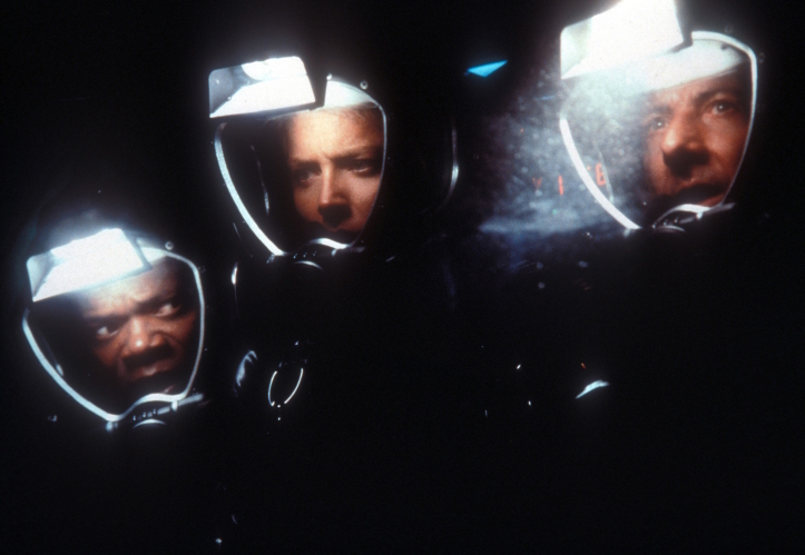 Sphere (1998) — It’ll make your brain hurt – Mutant Reviewers