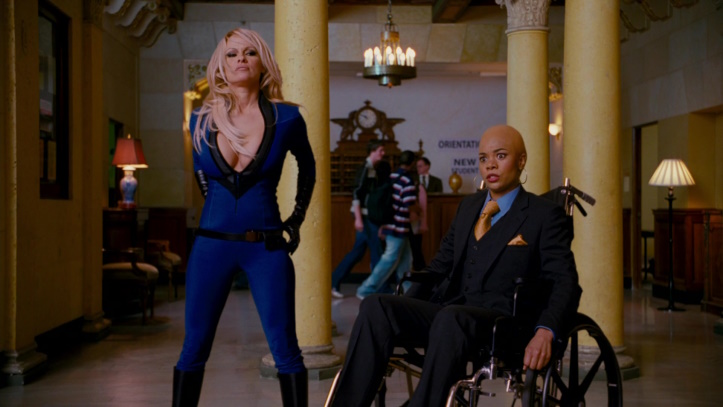 Superhero Movie (2008) — Humor past its sell-by date – Mutant Reviewers